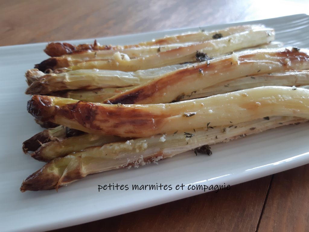 Asperges rôties - PETITES MARMITES ET COMPAGNIE